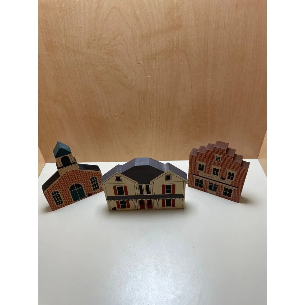 The Cat's Meow | Accents | The Cats Meow 986 Roscoe Wooden Buildings ...